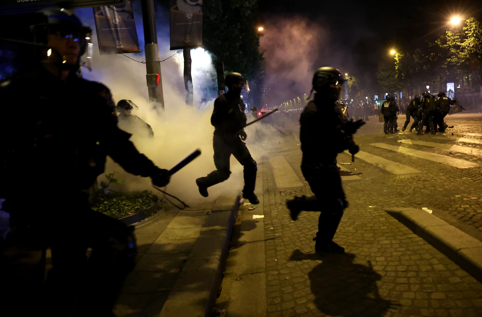 Riots in Paris during the Champions League celebration: two dead, more ...