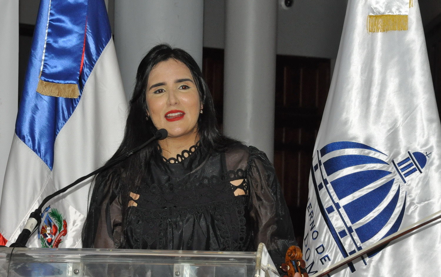 Violinista Aisha Syed será la figura principal del concierto de la ...