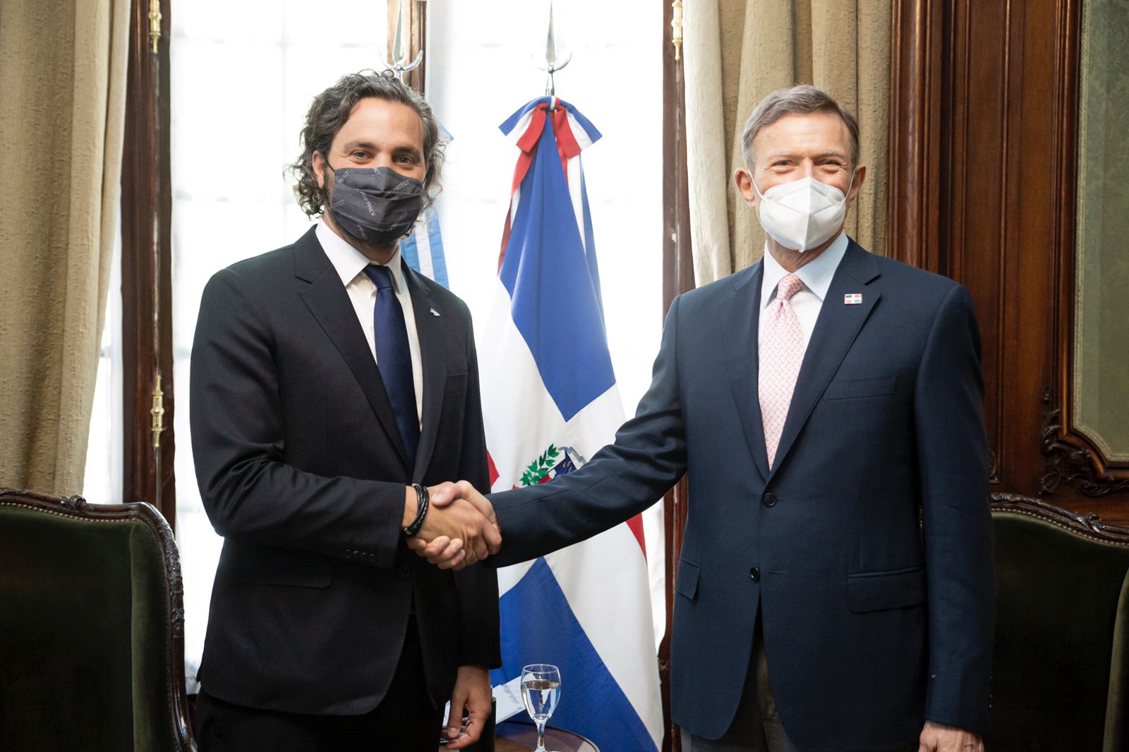 República Dominicana y Argentina firman convenios para trasplantes en ...