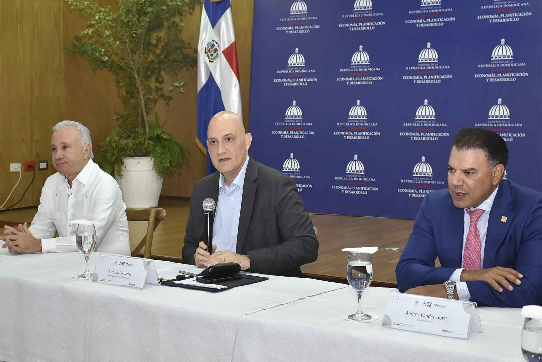 Presentan propuesta de Fideicomiso Público Santo Domingo 2050 | De ...
