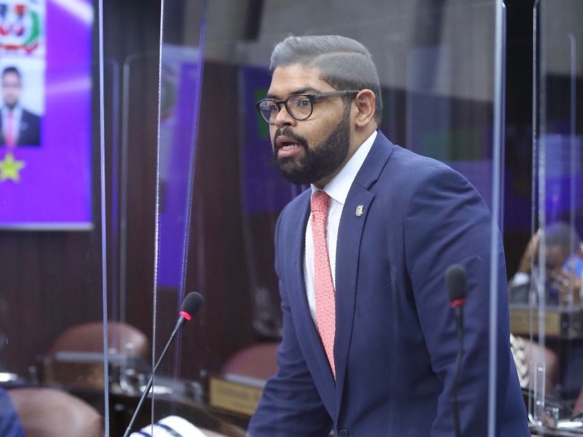 Eddy Montás: aprobar ley elimina anticipo impuesto sobre la renta