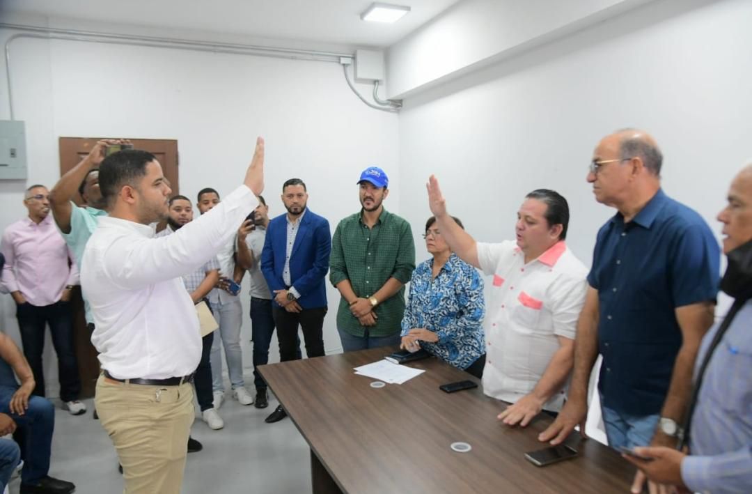 Juventud Revolucionaria Moderna elige a Fidel Díaz como presidente en ...