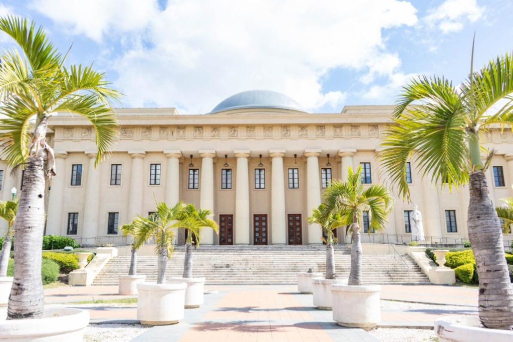 Reabren puertas de Sala Máximo Avilés Blonda