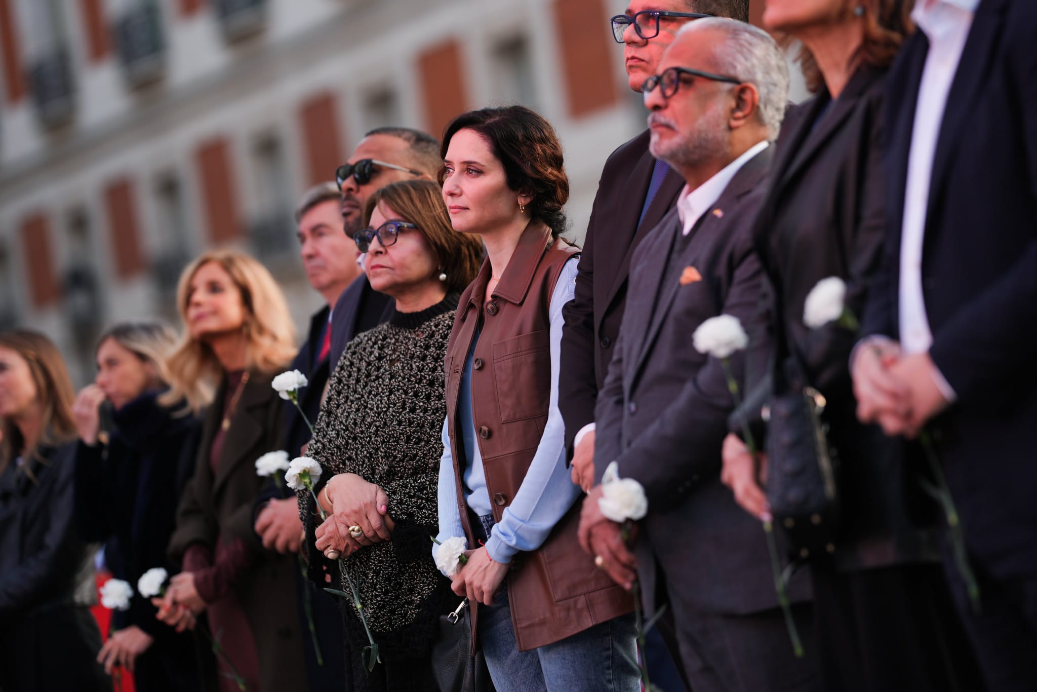 Rinden homenaje a las víctimas del Jet Set en España