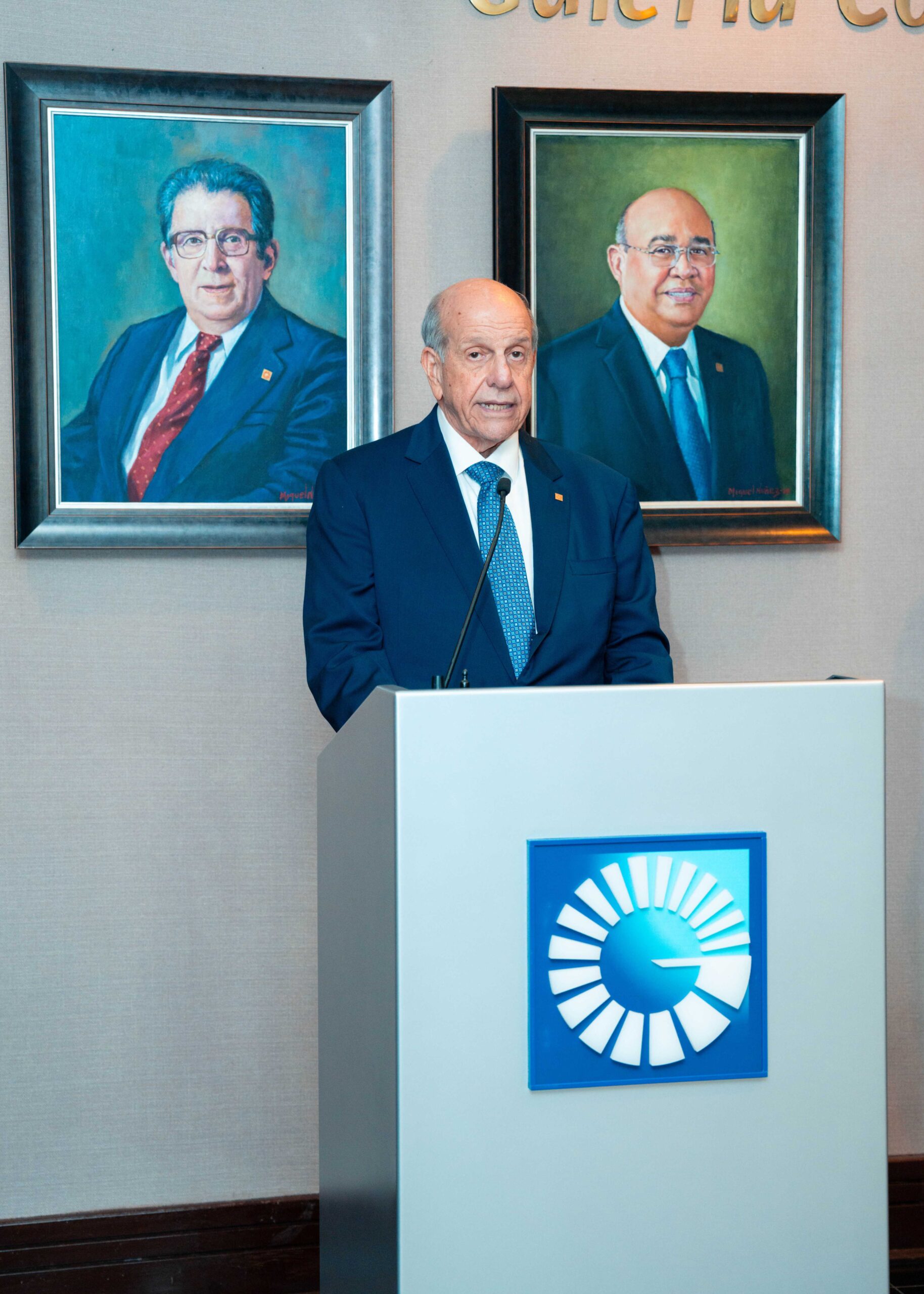 Grupo Popular designó a Marino Espinal Consejero Emérito