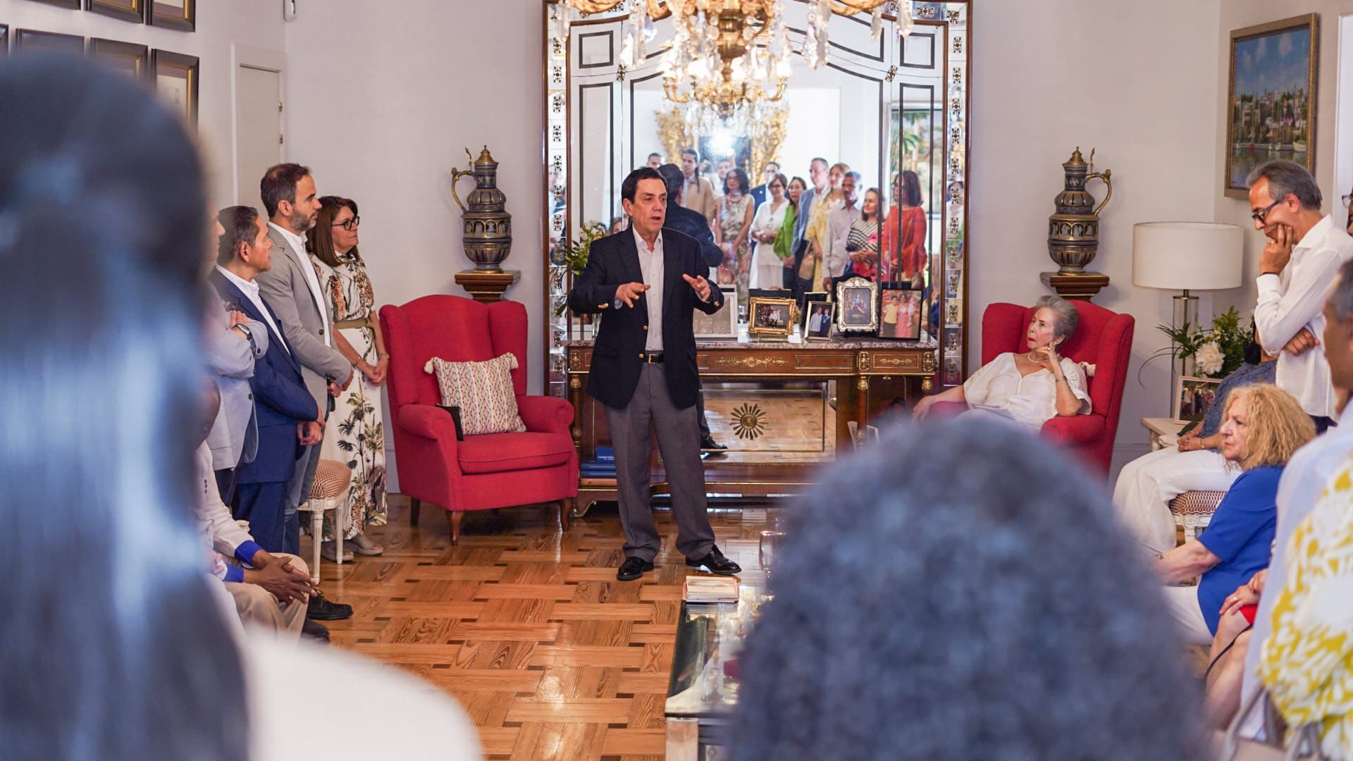 Embajada Dominicana celebra encuentro autores dominicanos