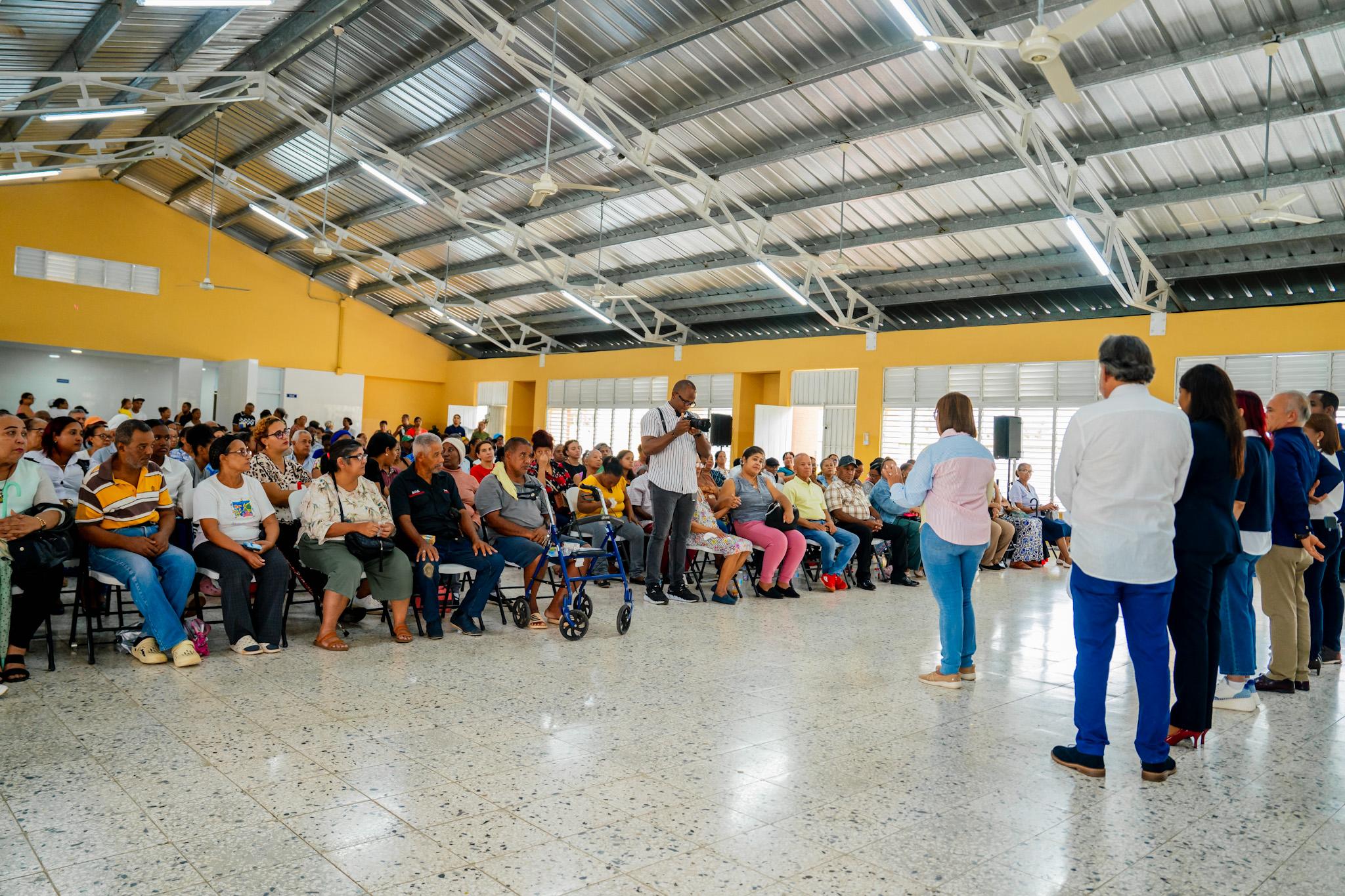Fideicomiso VBC-RD y PROPEEP realizan jornada en Ciudad JB