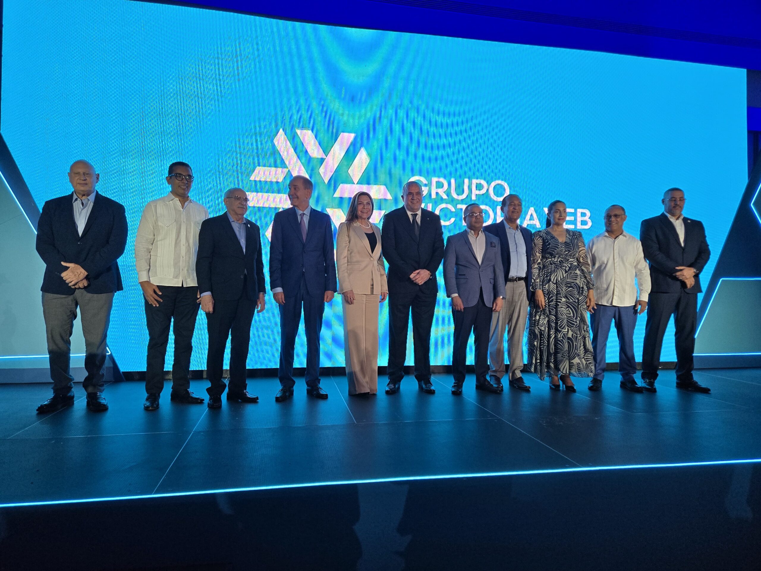 Grupo Victoria Yeb celebra 25 años en industria farmacéutica