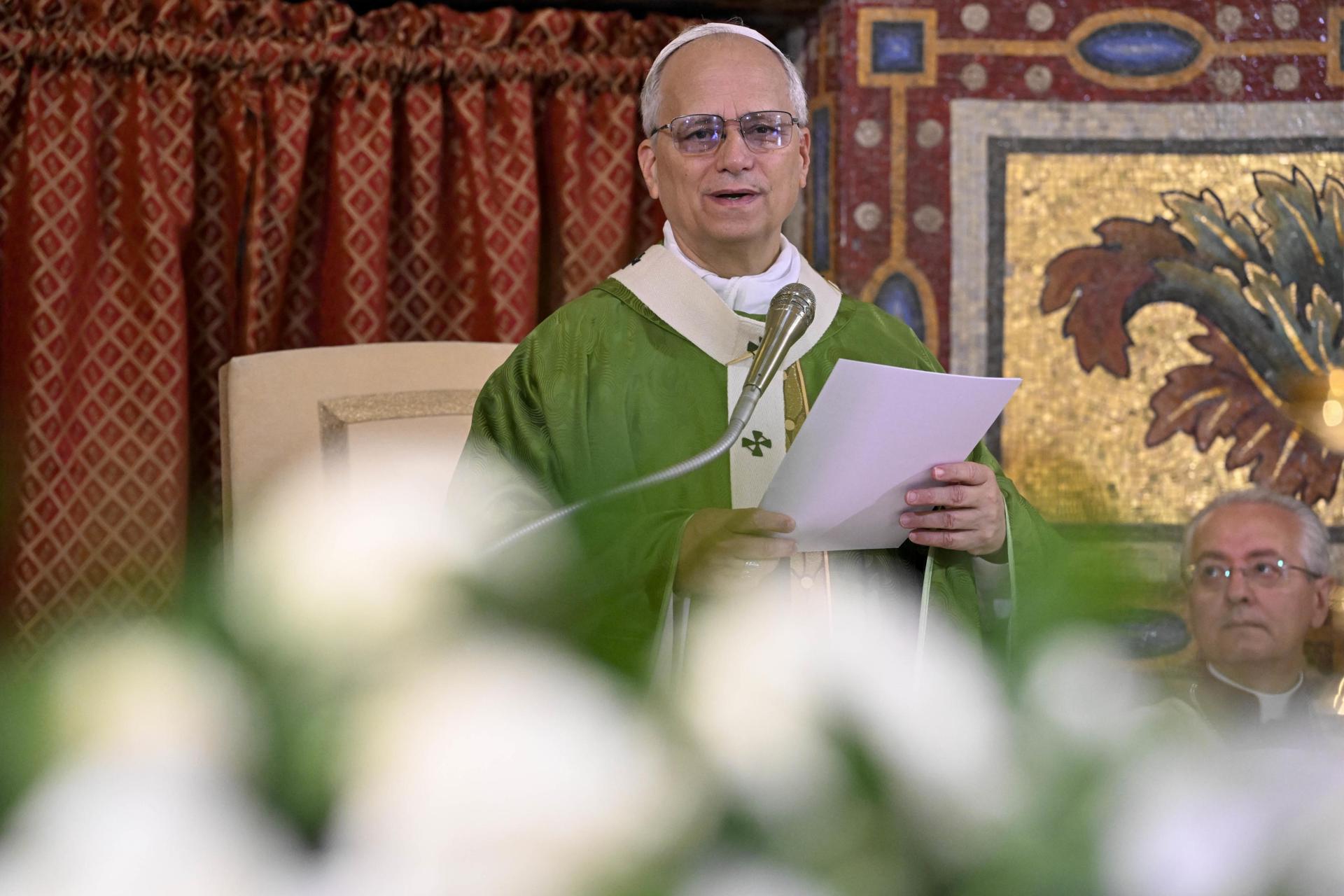 León XIV insta a legisladores católicos a asegurar un "poder controlado ...