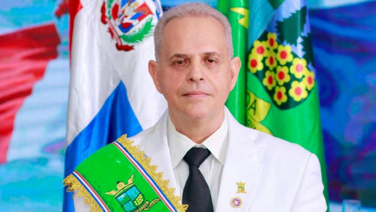Alcalde de Jarabacoa denuncia persecución del DINTEL