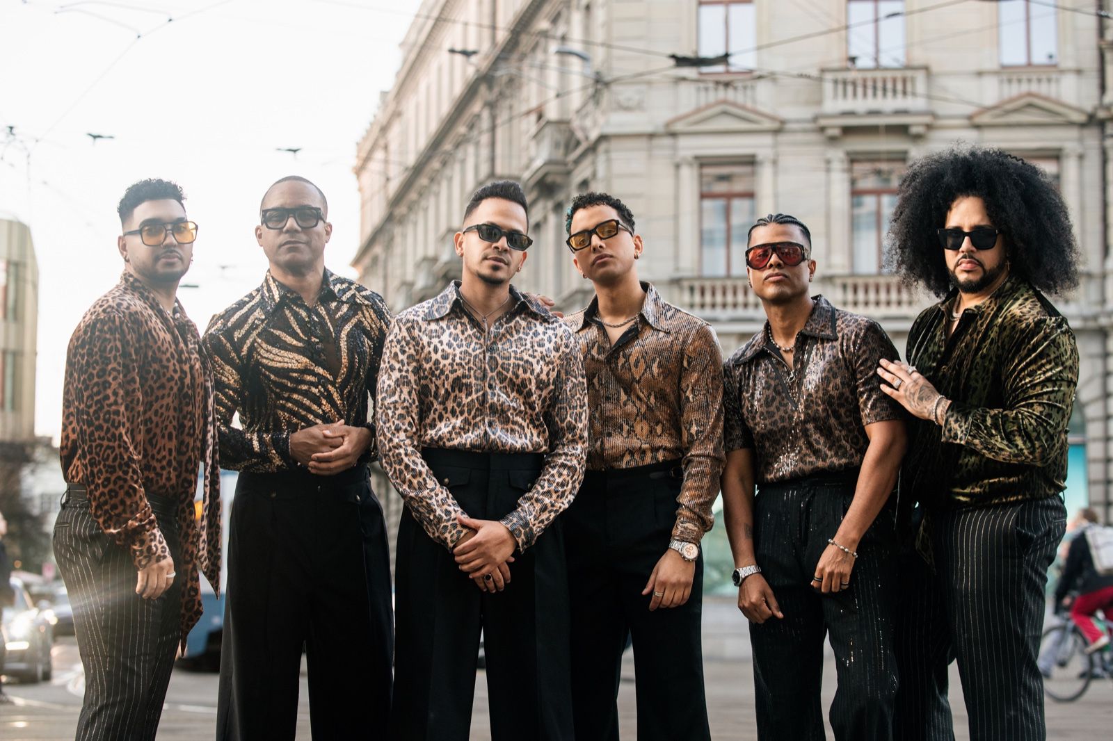 Grupo Extra estrena “Dime lo que te pasó”