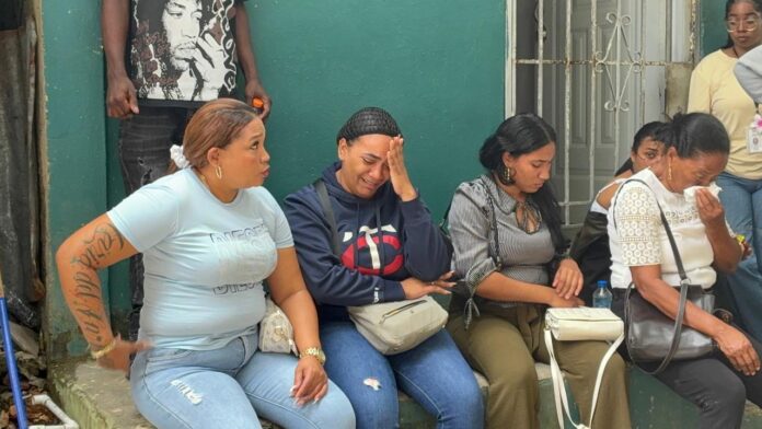 Clamores de justicia marcan el velatorio de Indhira Carolina Beltré en ...